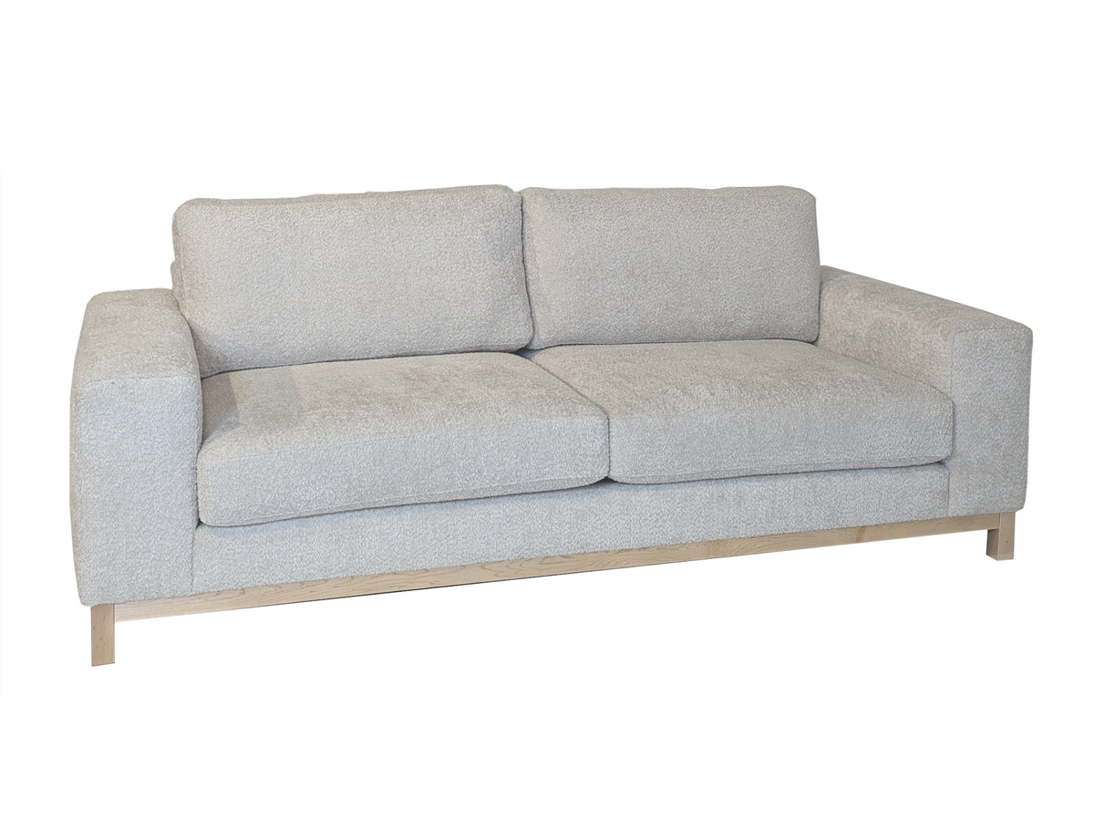Genoa Sofa – Decorium